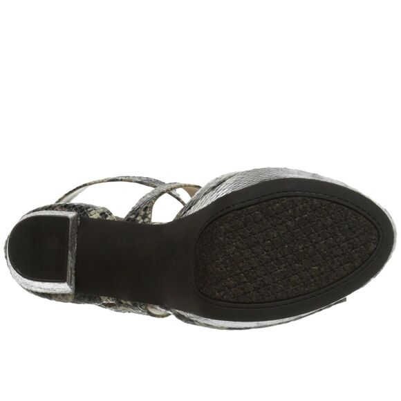 Jessica Simpson | Shoes | Jessica Simpson Derian Peep Toe Platform ...